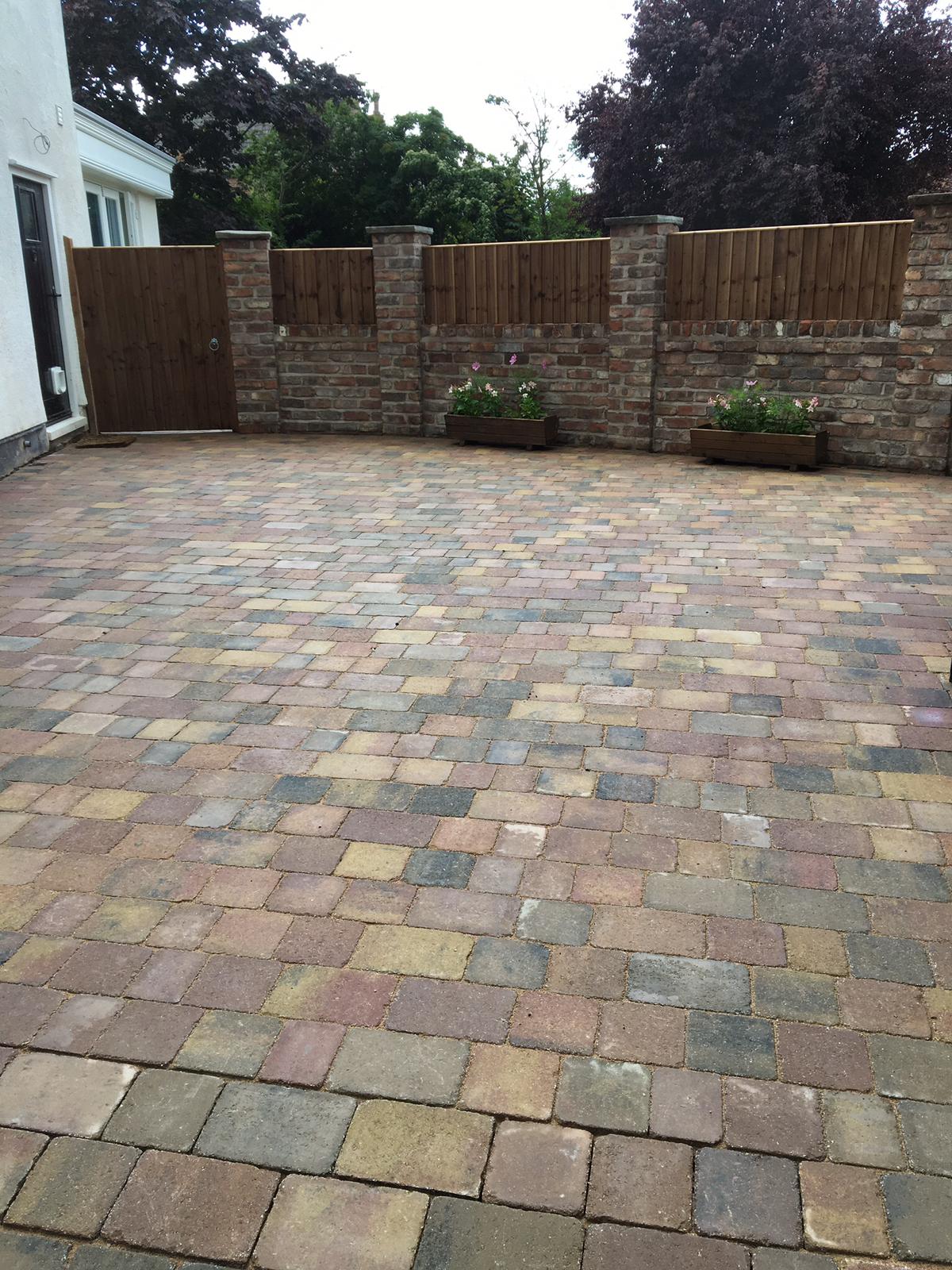 Lakeside Paving | Driveways, Path, Patios